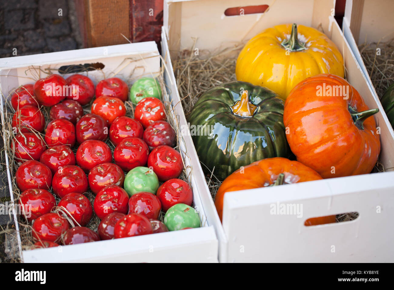 Ceramic fruits hi-res stock photography and images - Alamy