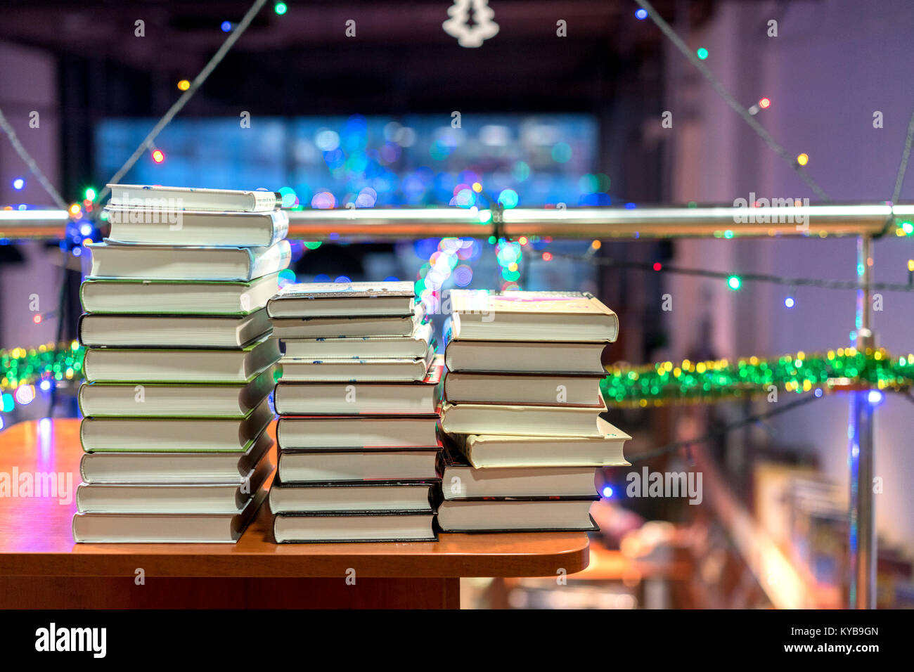 books on store shelves shop for books Stock Photo - Alamy