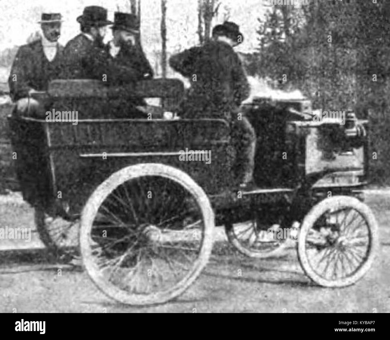 This historical photograph from 1897 depicts an André Michelin steam ...
