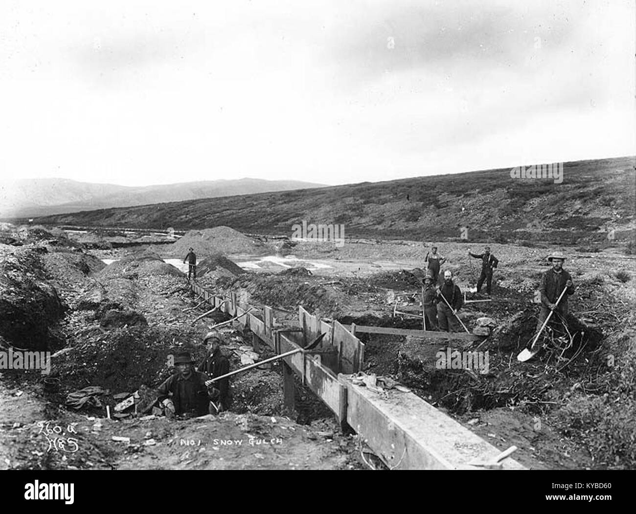 Labor working 1900 Black and White Stock Photos & Images - Alamy