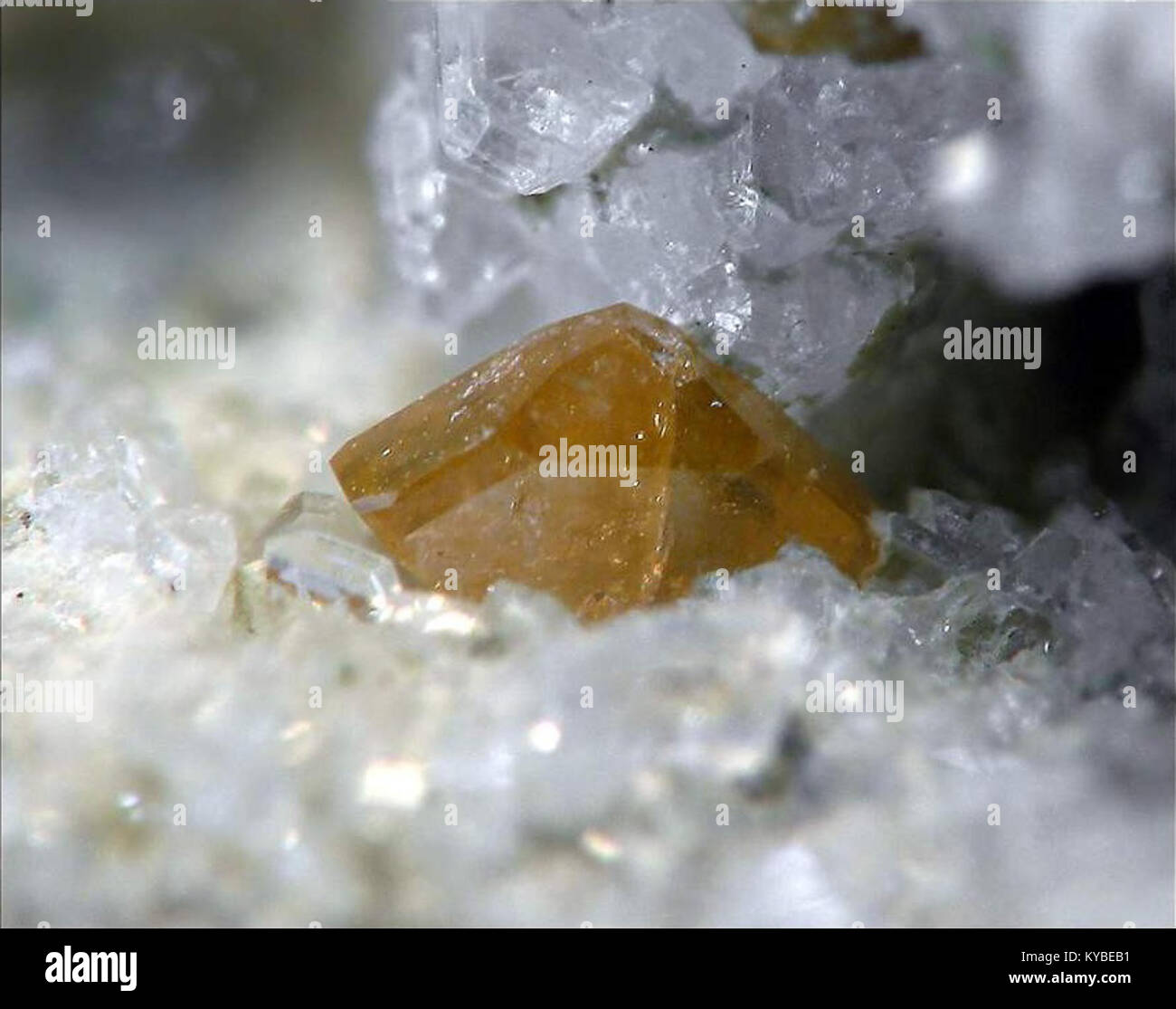 Mineral monazite hi-res stock photography and images - Alamy