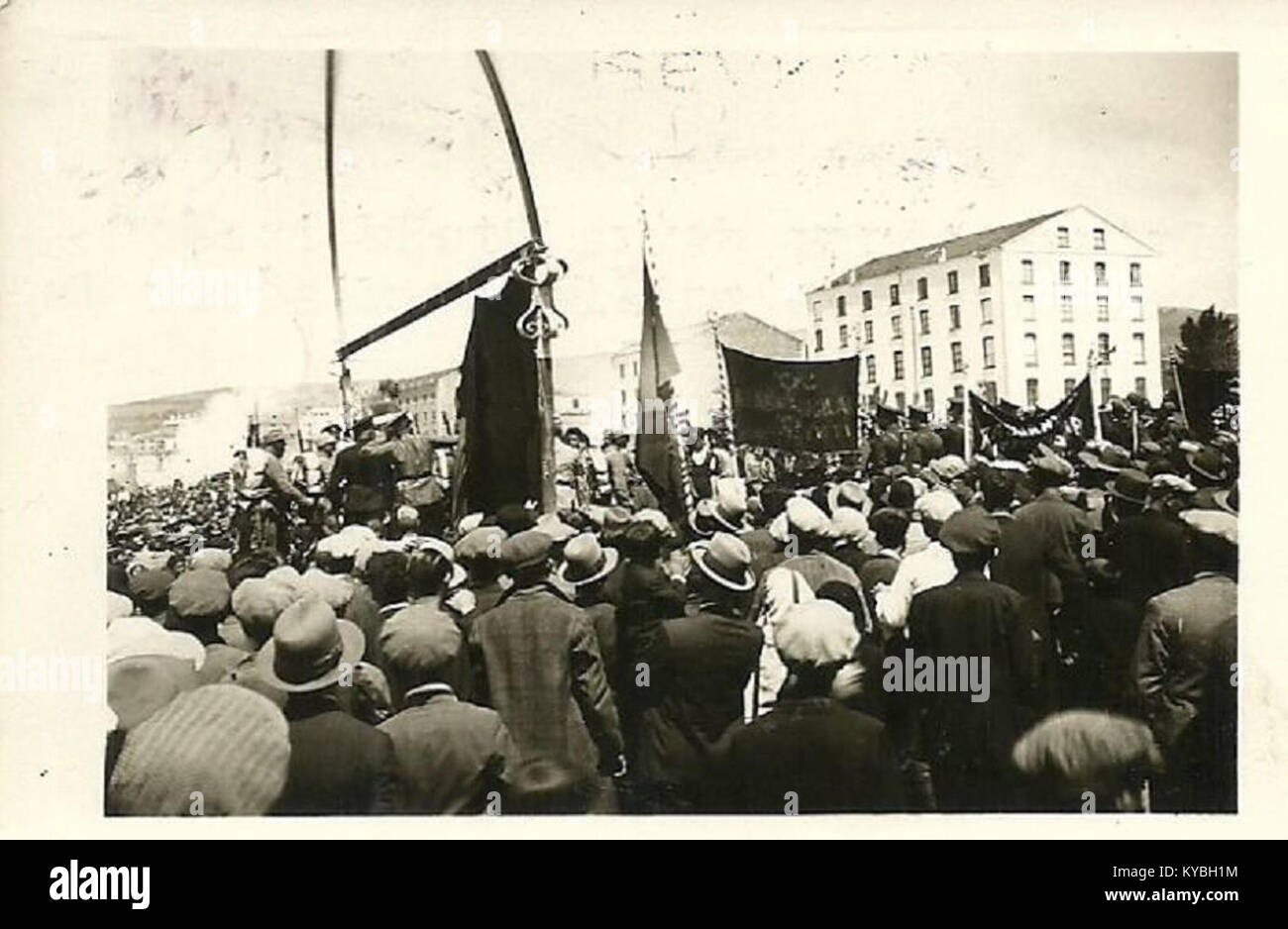Kemal atatürk 1919 hi-res stock photography and images - Alamy