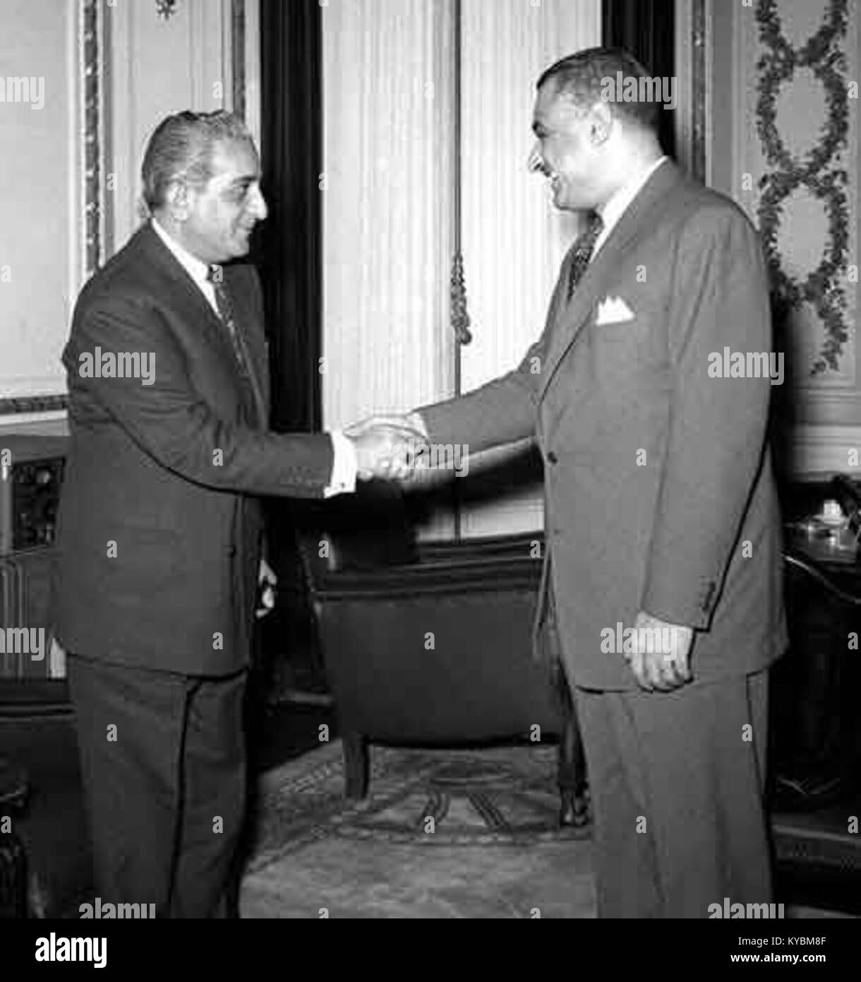 Nasser 1956 hi-res stock photography and images - Alamy