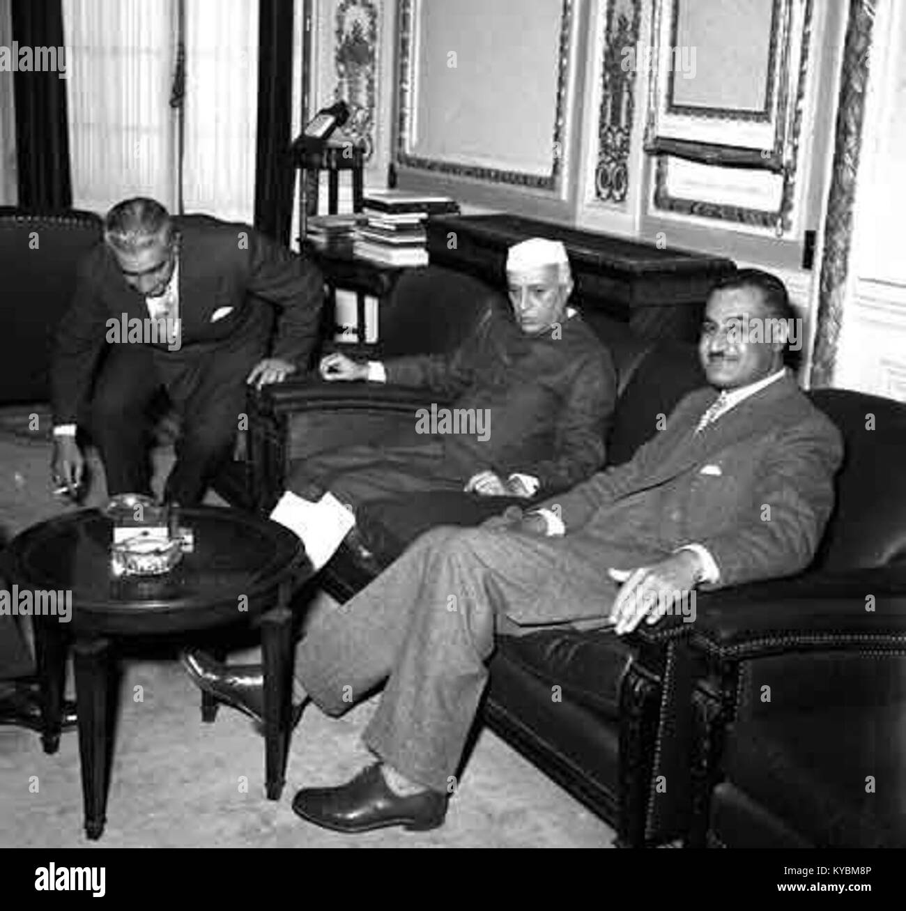 Nasser receiving the Indian Prime Minister Jawaharlal Nehru, February ...
