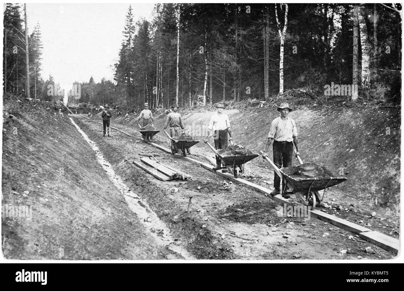 Navvies hi-res stock photography and images - Alamy
