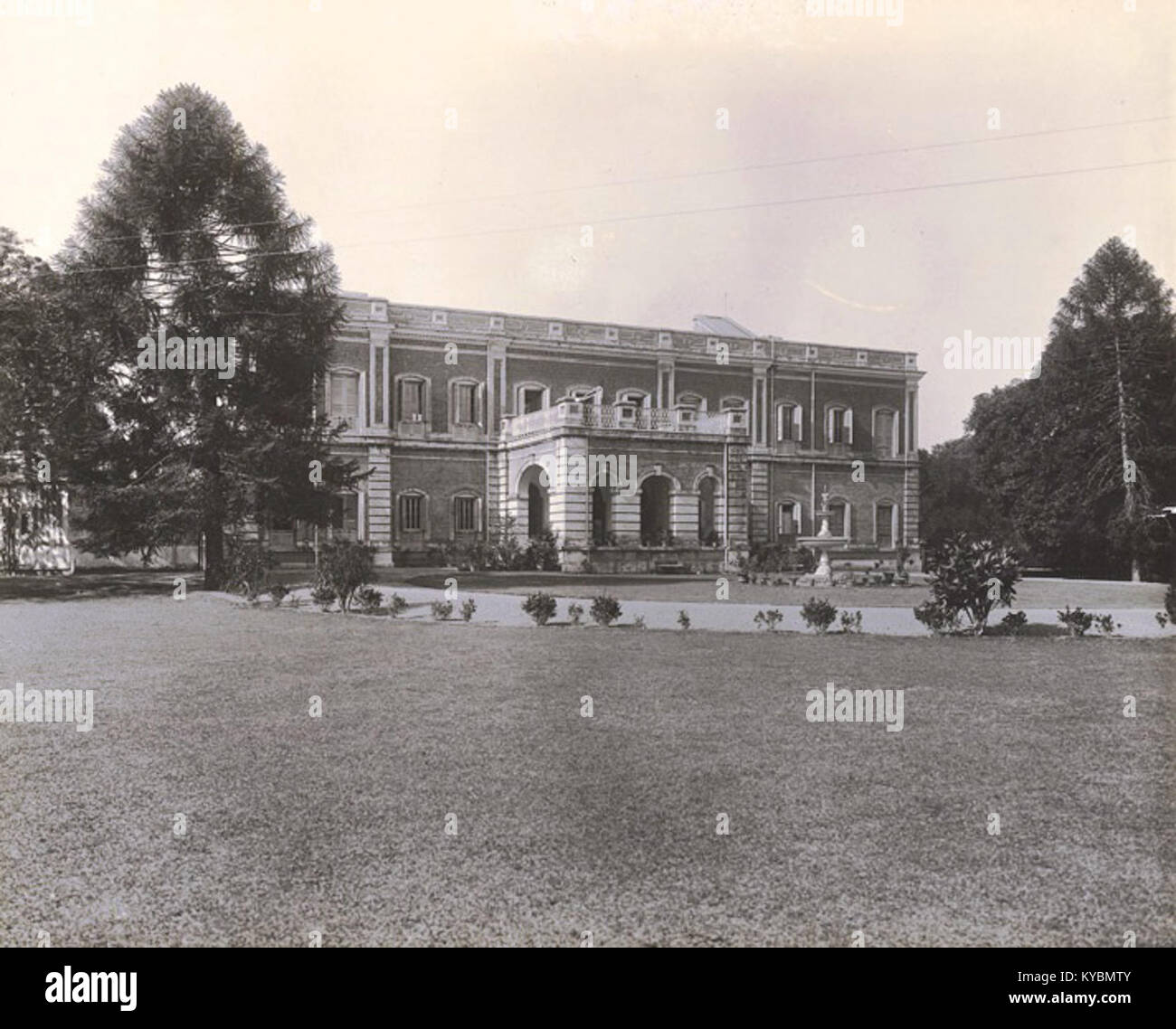 Dilkusha garden hi-res stock photography and images - Alamy