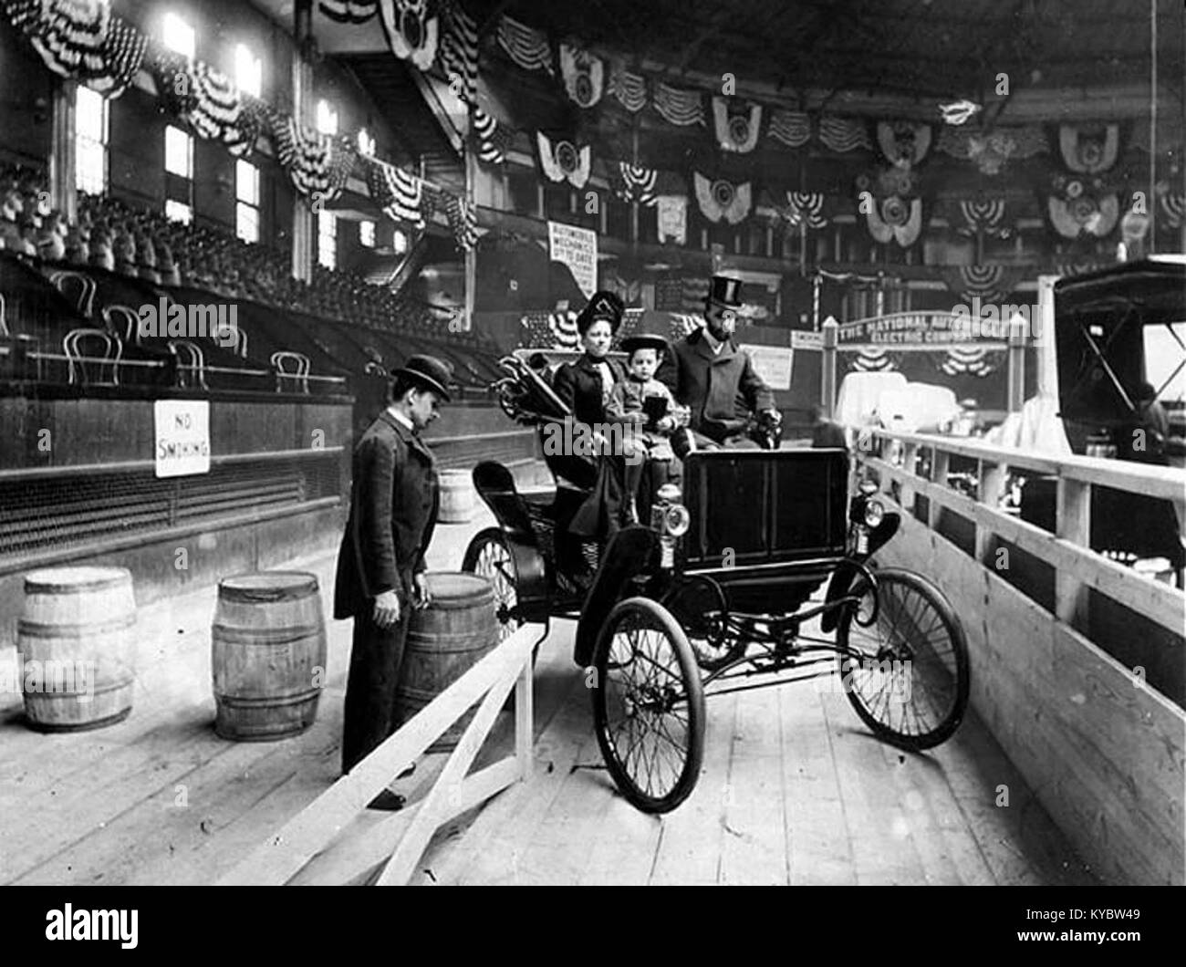 1900 automobile show Black and White Stock Photos & Images - Alamy