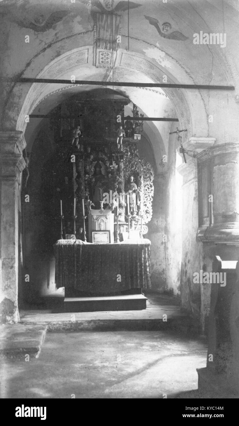 Altar in st nicholas church Black and White Stock Photos & Images - Alamy