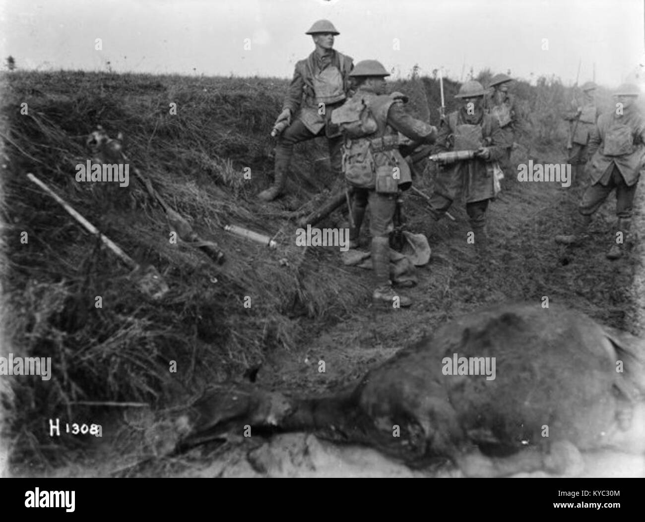This photograph captures New Zealand soldiers during World War I near ...