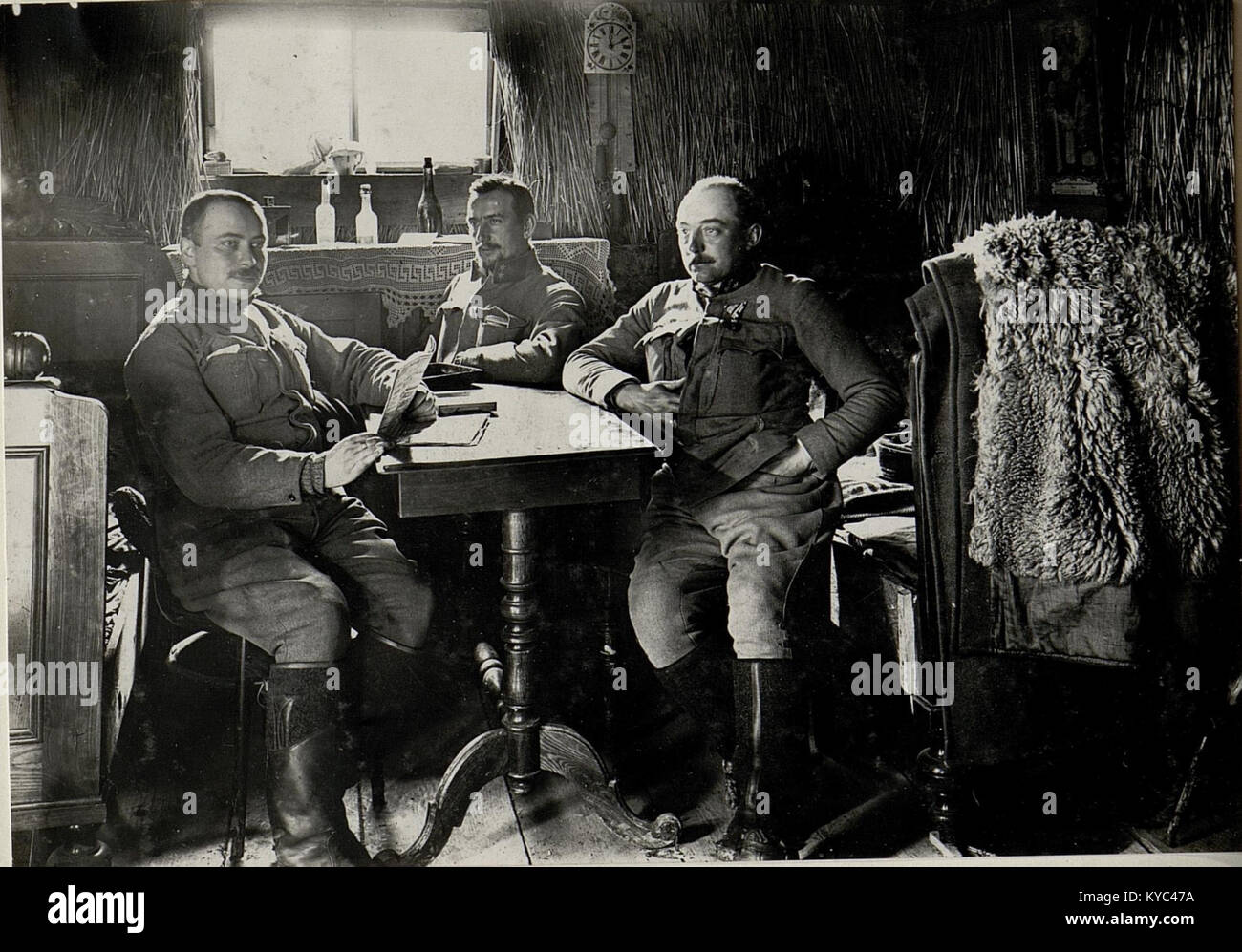 Army officer quarters hi-res stock photography and images - Alamy