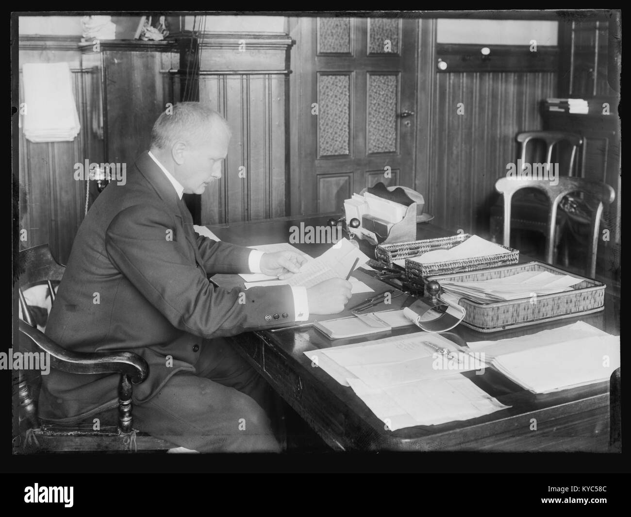 Archive photograph labelled “Opdagelseschef Søhr” from the Norwegian ...