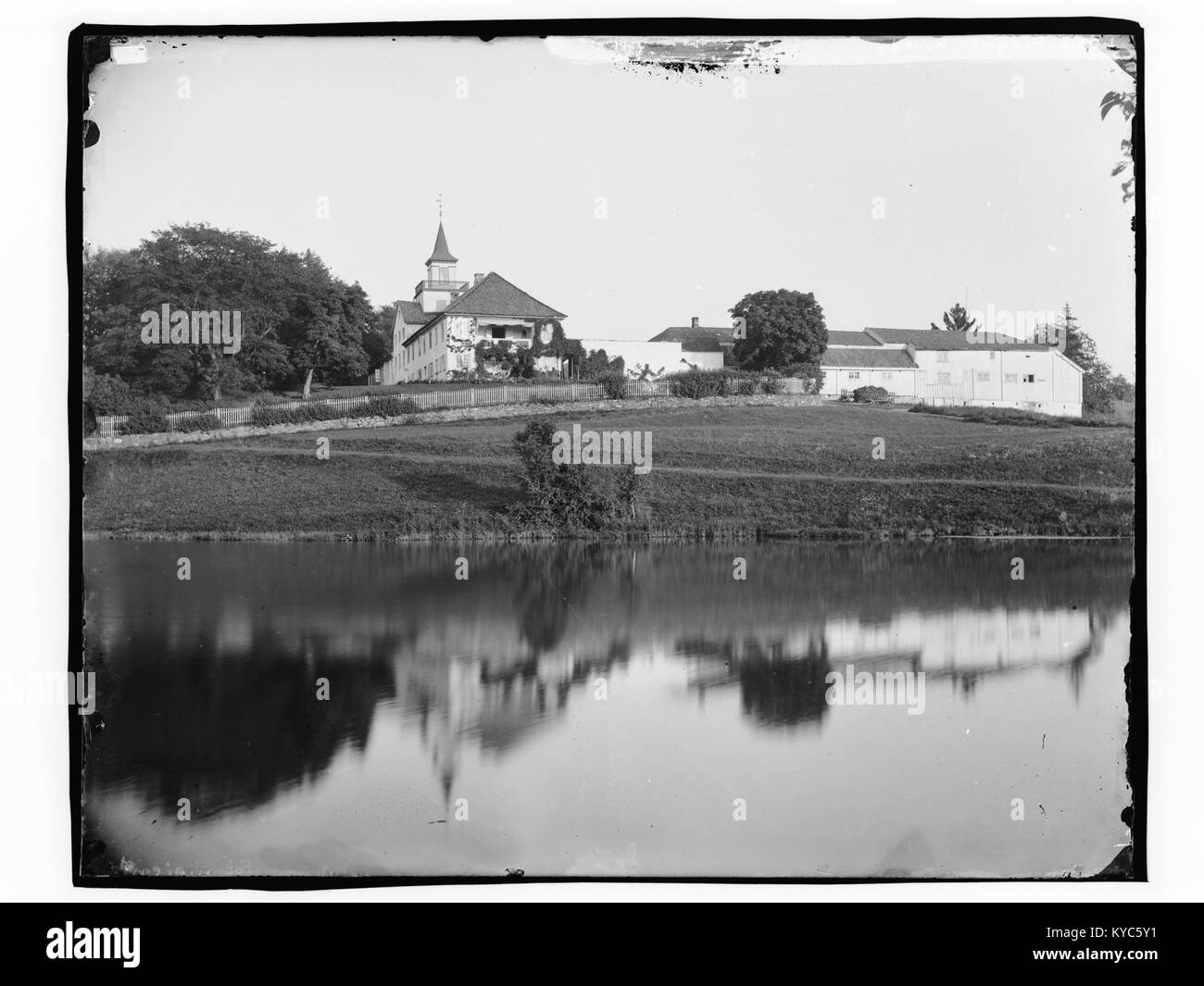 A historical photograph of Frogner Manor, located at Frognerveien 67 in ...
