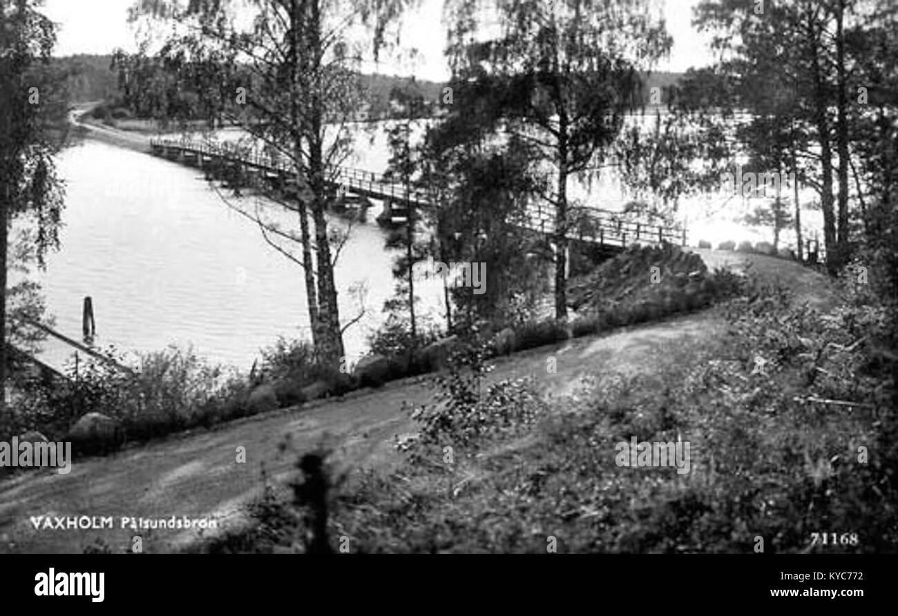 Pélsundsbron is a bridge in Vaxholm, Sweden, constructed during the ...