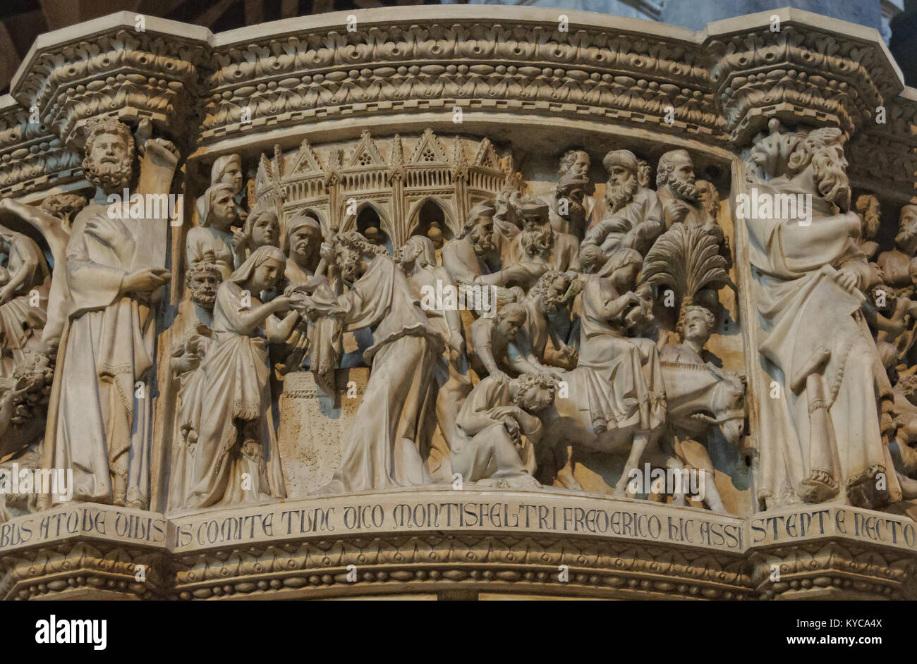 Presentation in temple flight hi-res stock photography and images - Alamy