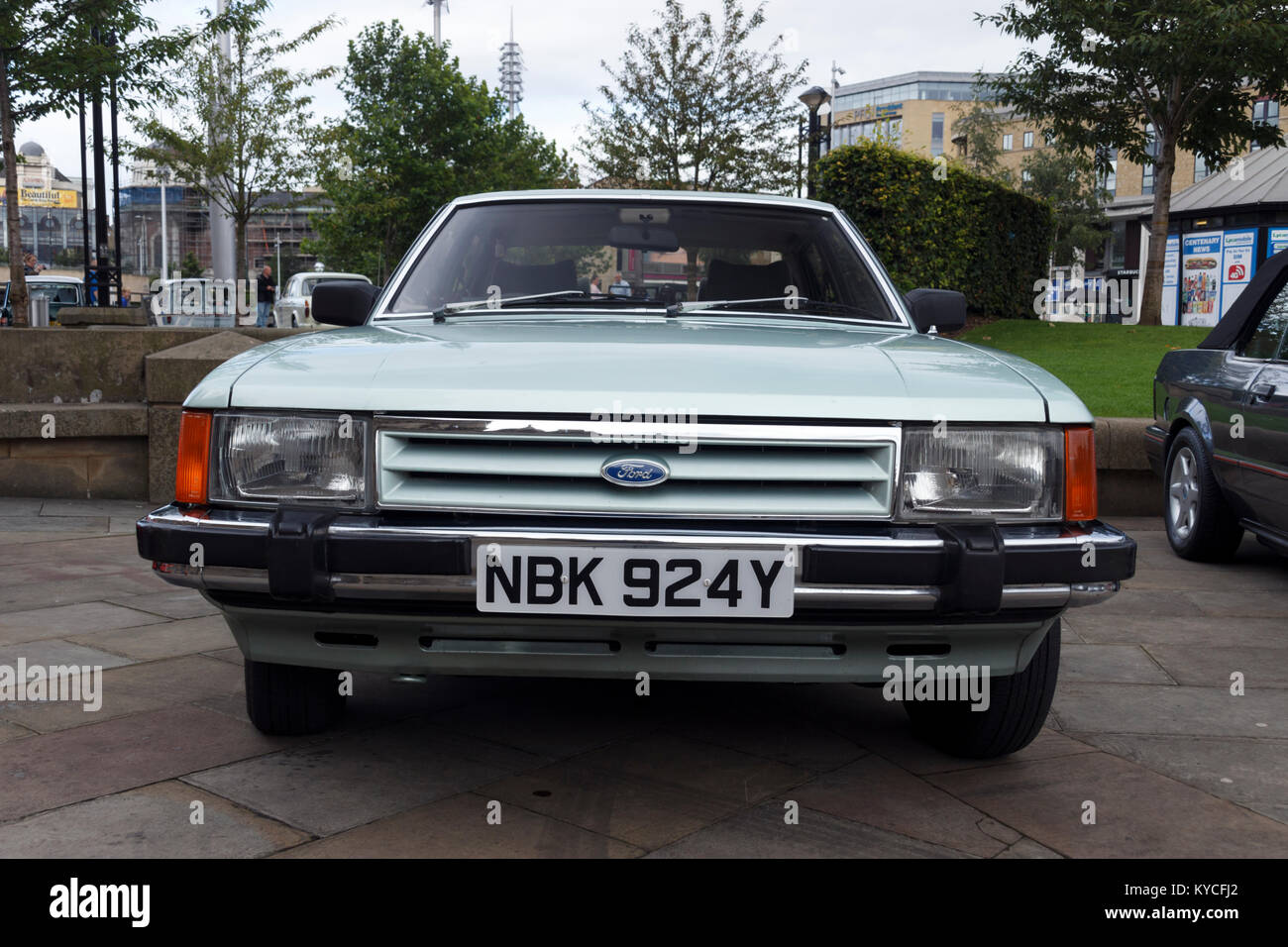 Ford Granada 2.8 Ghia Stock Photo - Alamy
