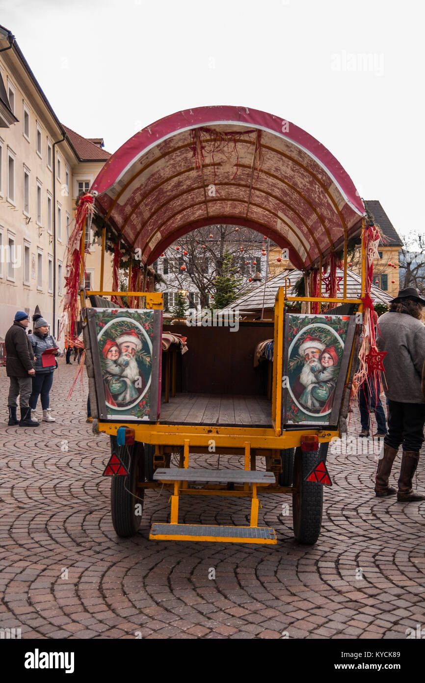 Christmas Market, Bressanone, Brixen, Bolzano, Trentino Alto Adige ...