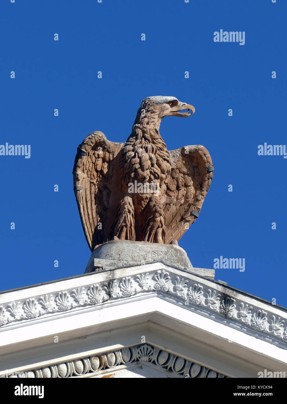 In ancient greek architecture hi-res stock photography and images - Alamy