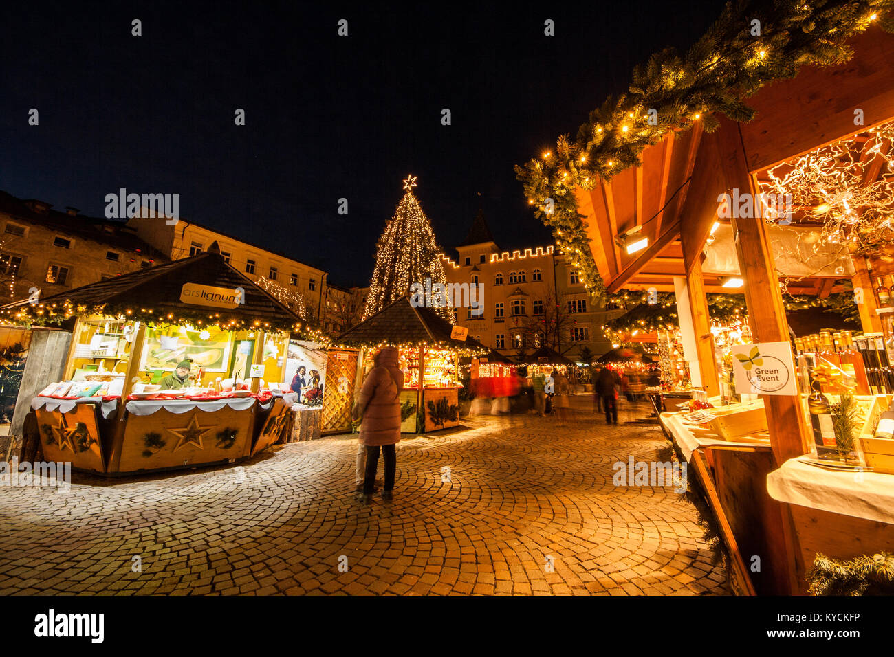 Christmas Market, Bressanone, Brixen, Bolzano, Trentino Alto Adige ...