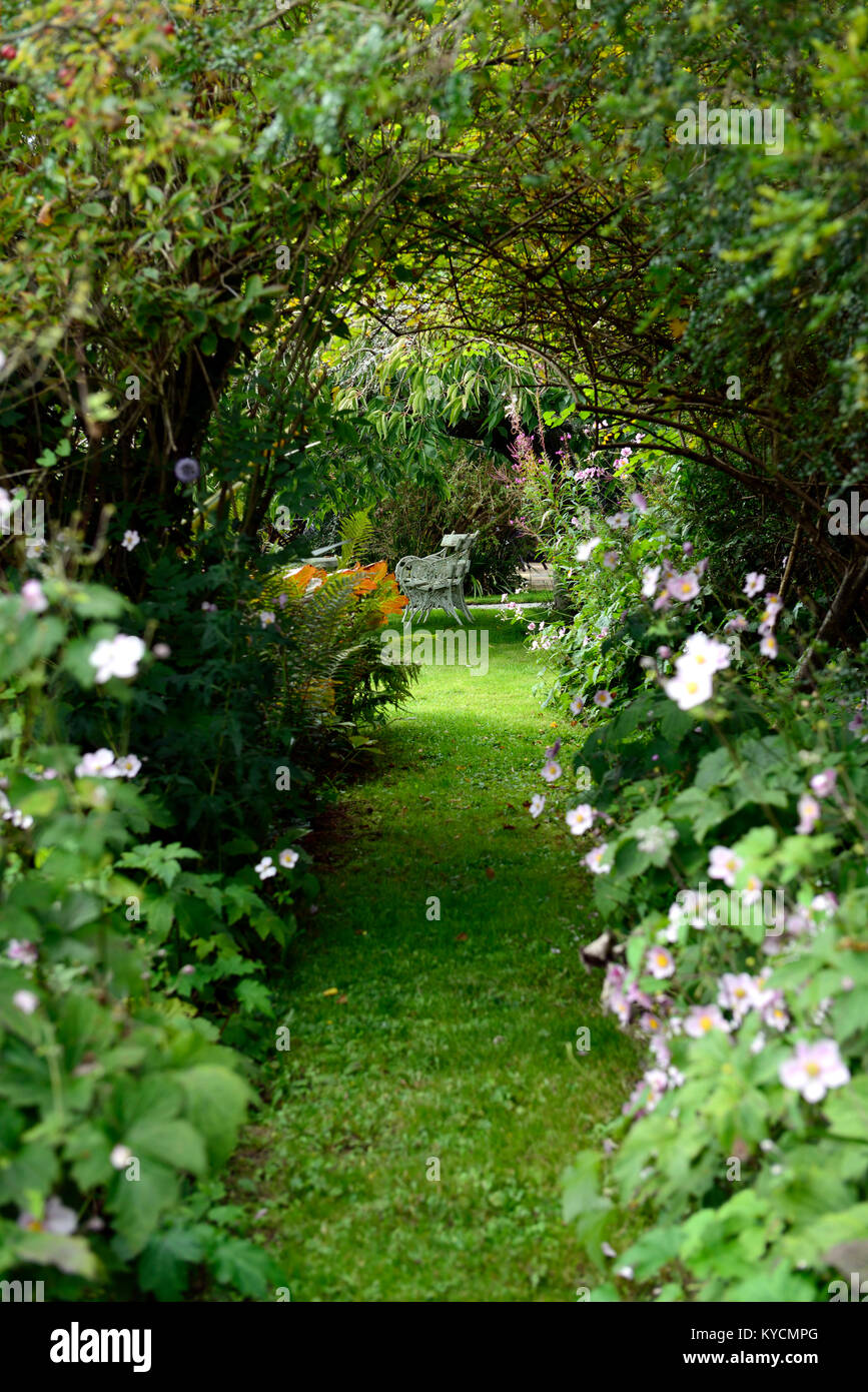Edwardian house and garden hi-res stock photography and images - Alamy