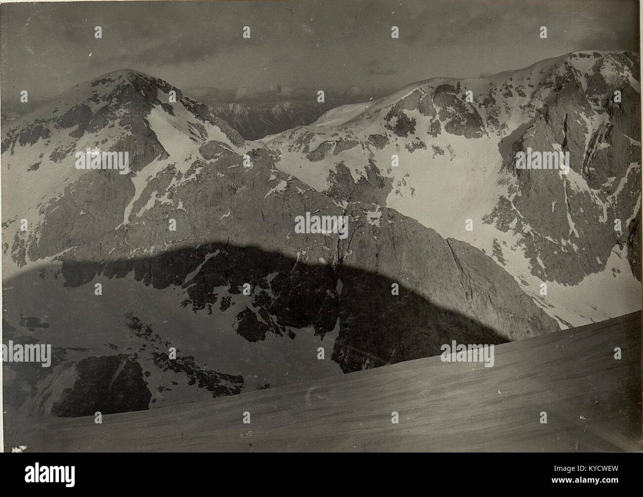 The panorama from viewpoint 2204 on the northern slope of Trögel shows ...