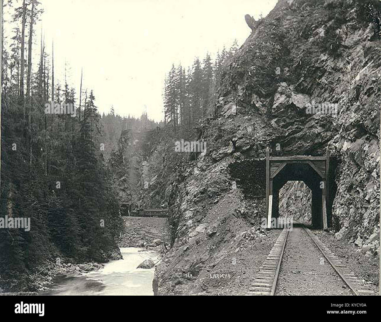 Everett monte cristo railroad hi-res stock photography and images - Alamy
