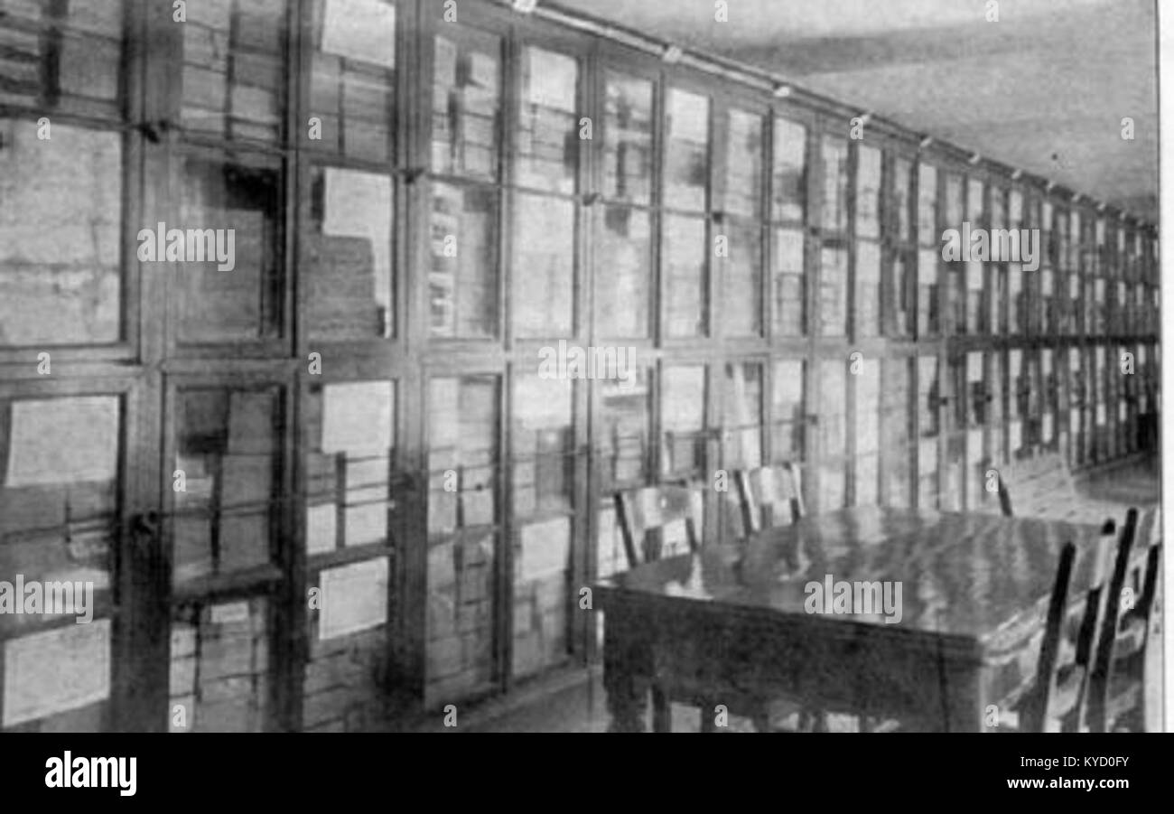 Students study room in Black and White Stock Photos & Images - Alamy