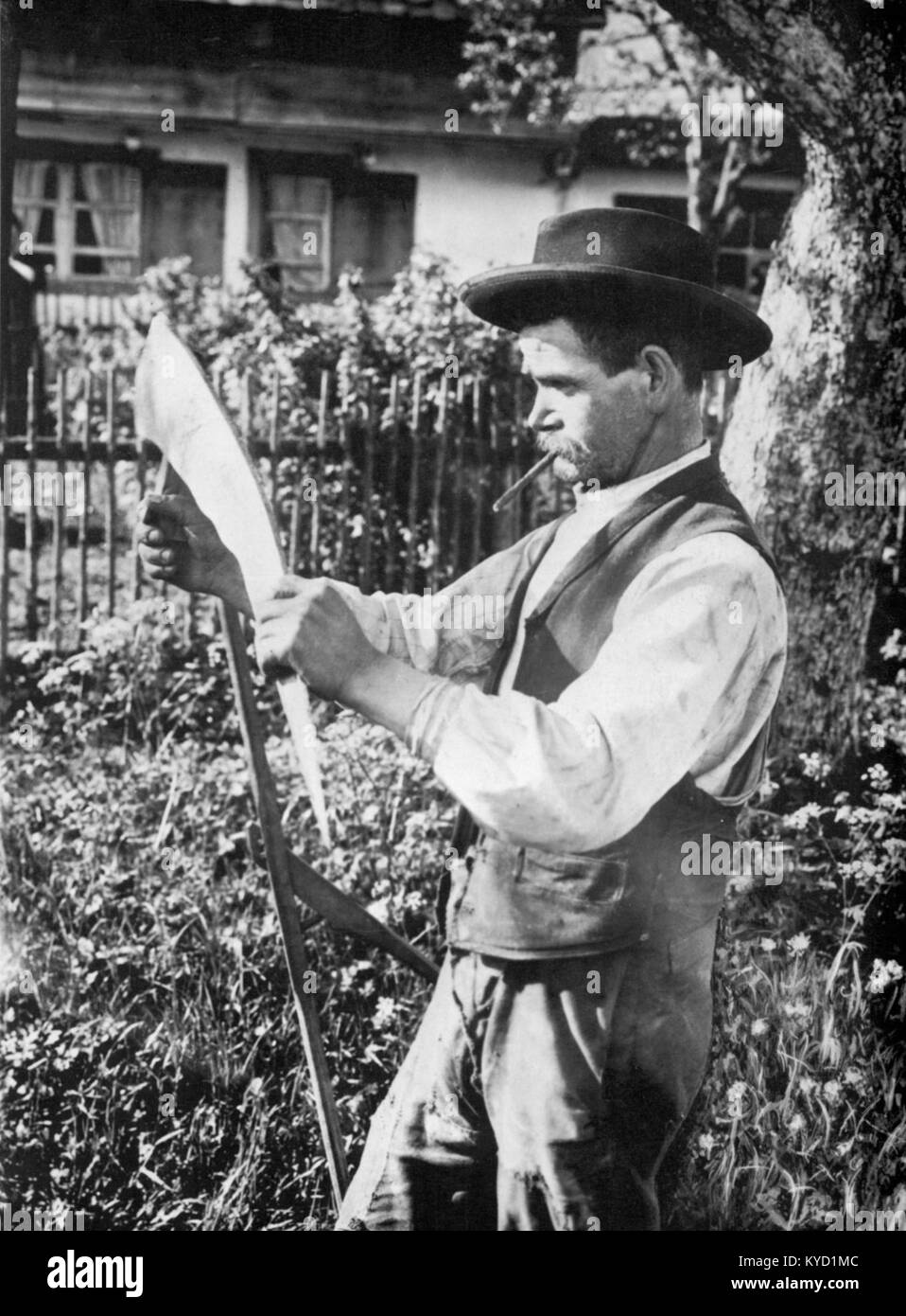 Peter Scherer Der Mäher Stock Photo - Alamy