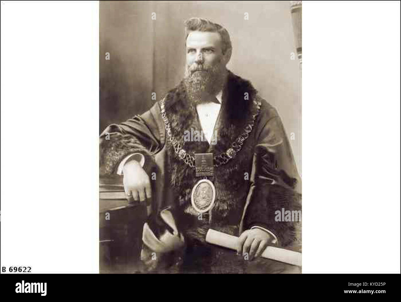 Photographic portrait of Charles Willcox in his mayoral robes, ca.1892 Stock Photo - Alamy