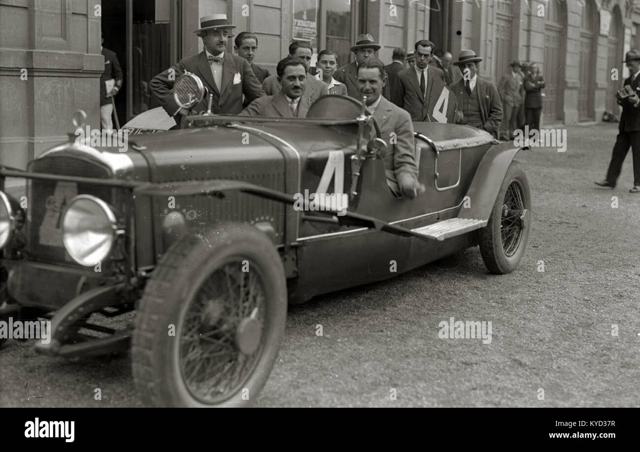 Historical photograph of race car drivers assembled in Okendo Square ...
