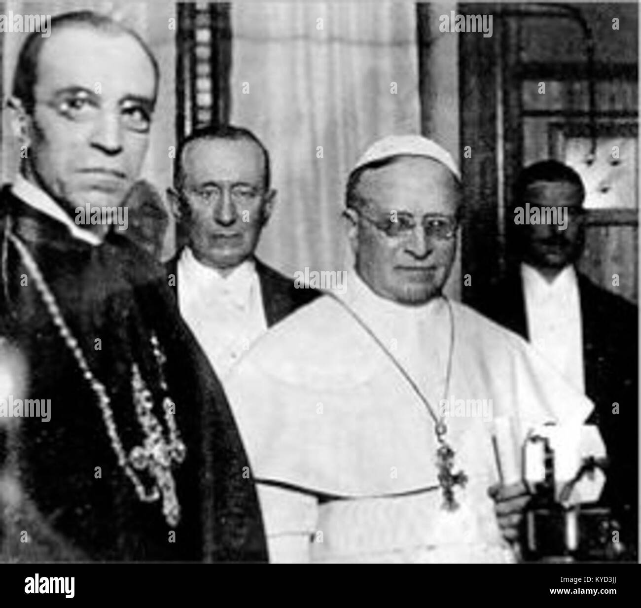 An iconic photograph of Pope Pius XI with his successor, Eugenio ...