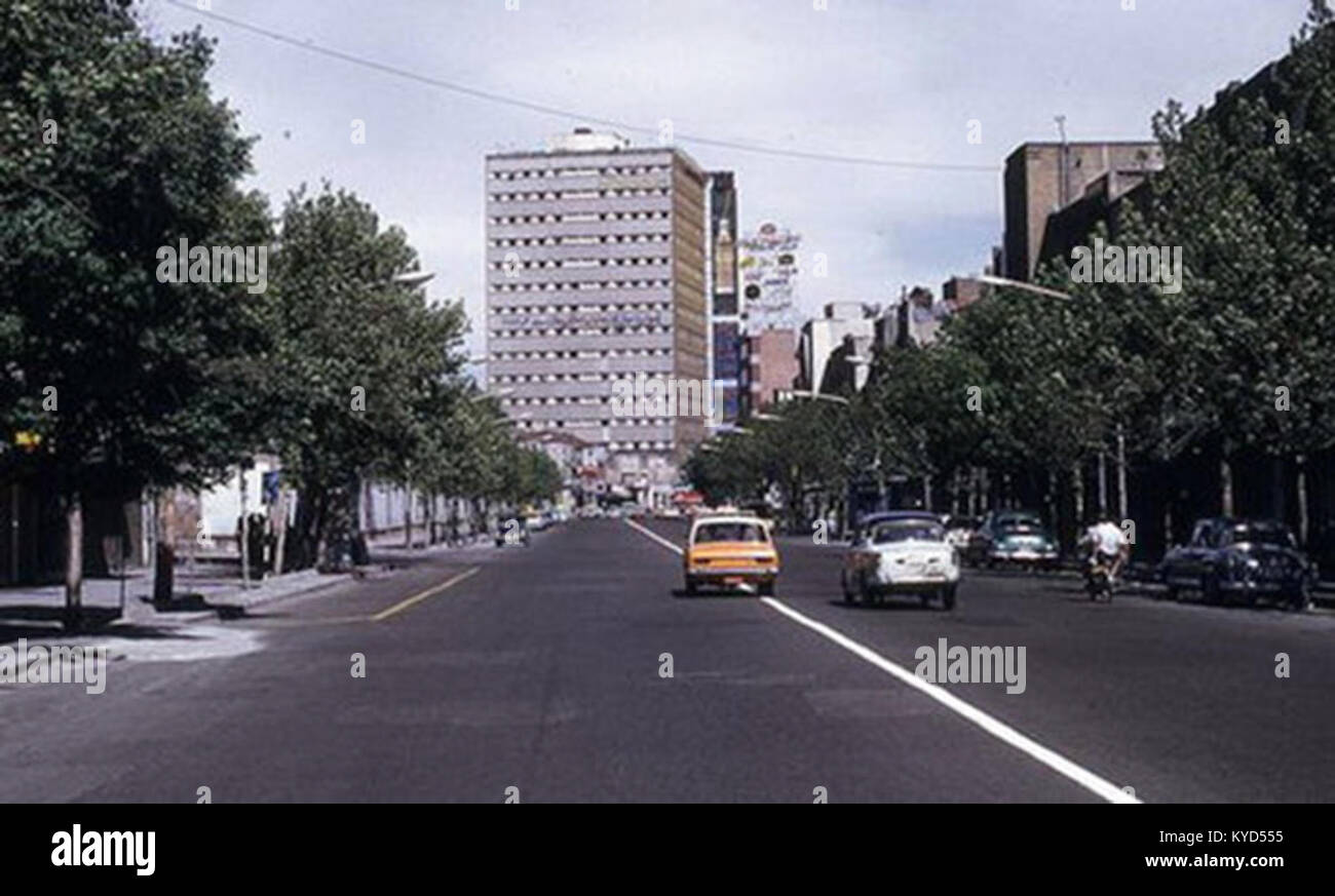 Building 1970s hi-res stock photography and images - Alamy