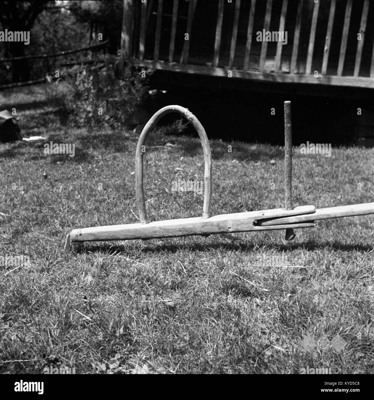 This technical description refers to measurements of an object ...