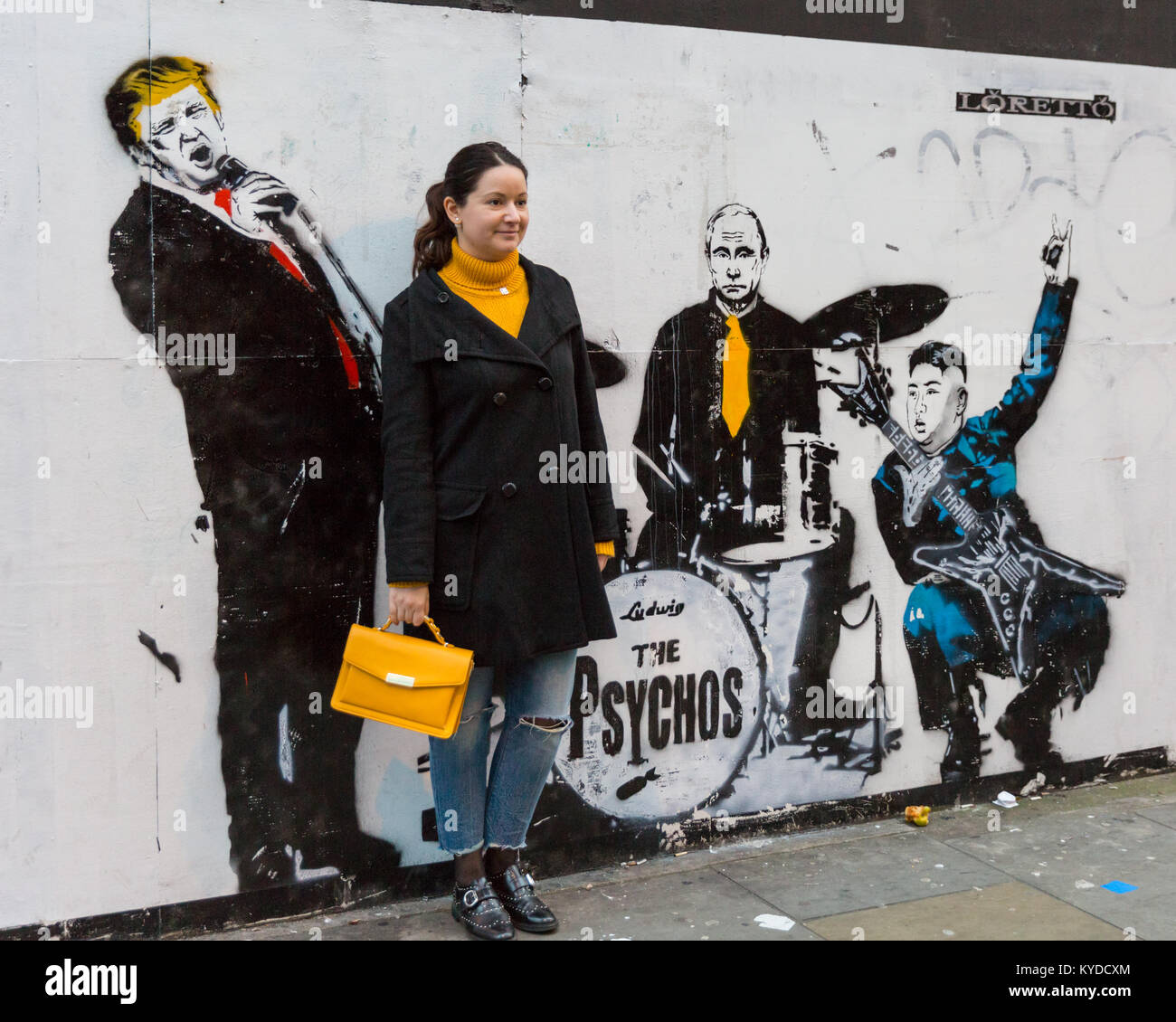 Shoreditch, London, 14th Jan 2018. Londoners and tourists react to and ...