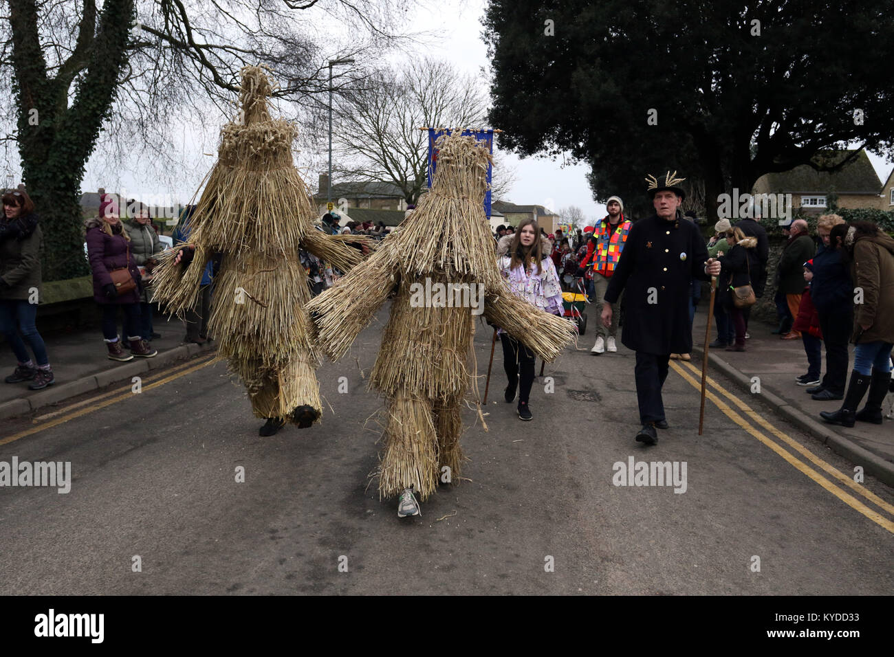 Whittlesea straw bear festival hi-res stock photography and images - Alamy
