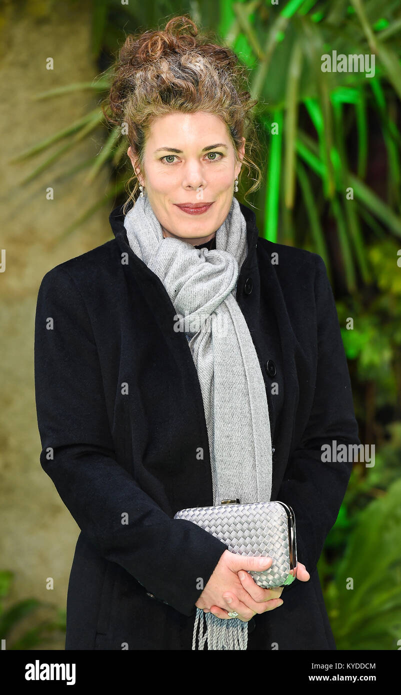 Peter lord early man hi-res stock photography and images - Alamy