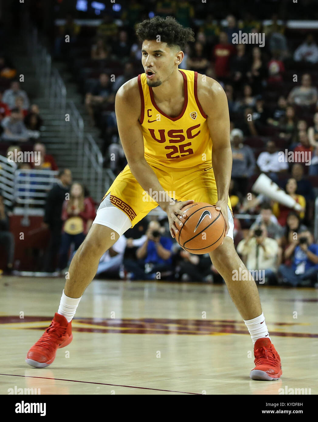 Los Angeles, CA, USA. 14th Jan, 2018. USC Trojans forward Bennie ...