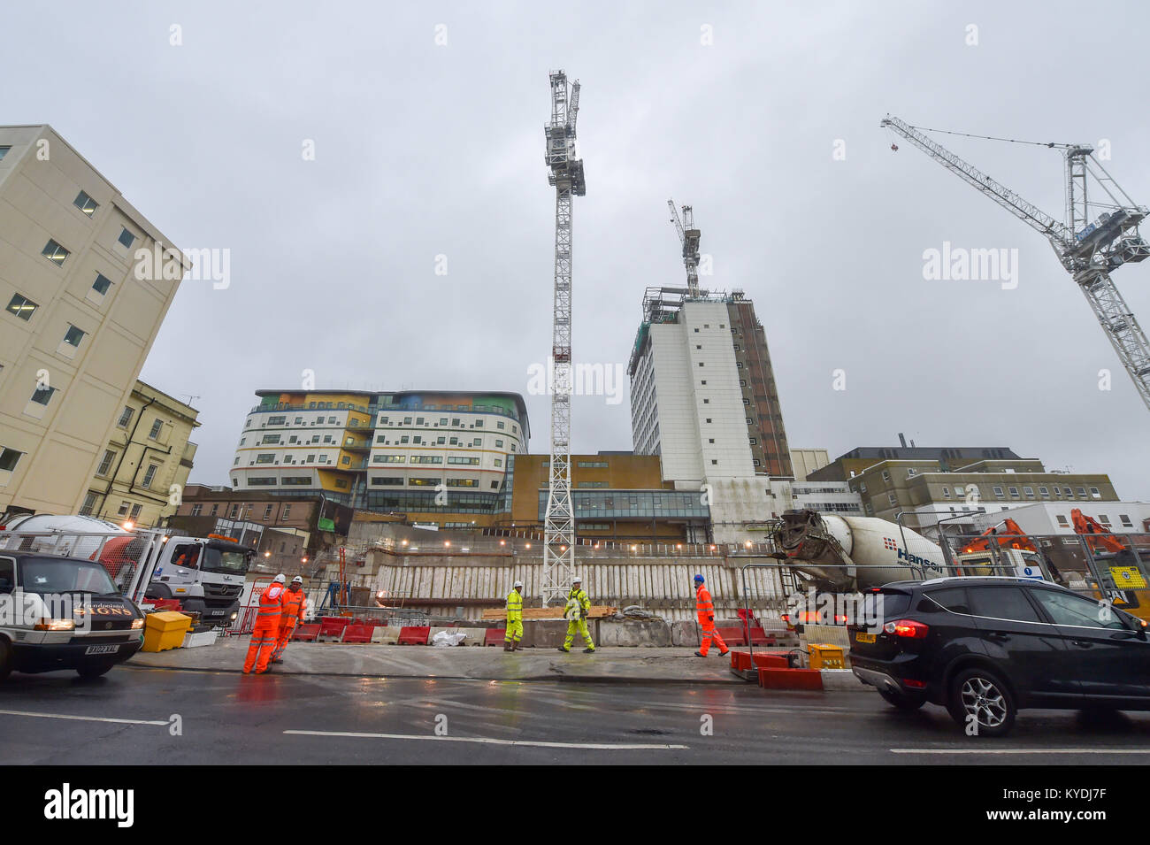 Brighton, UK. 15th Jan, 2018. Construction work continues on the £485 ...