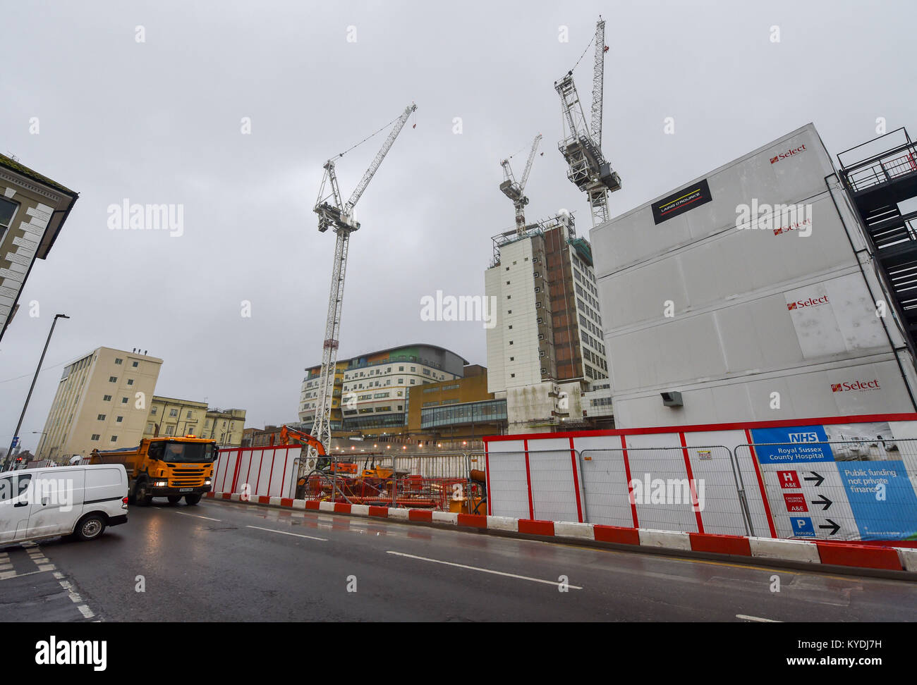 Brighton, UK. 15th Jan, 2018. Construction work continues on the £485 ...