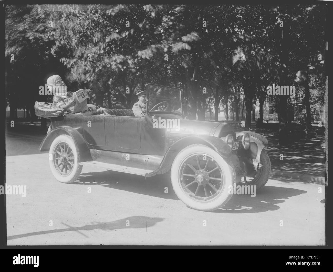 A photograph from the Norwegian National Library collection depicting ...