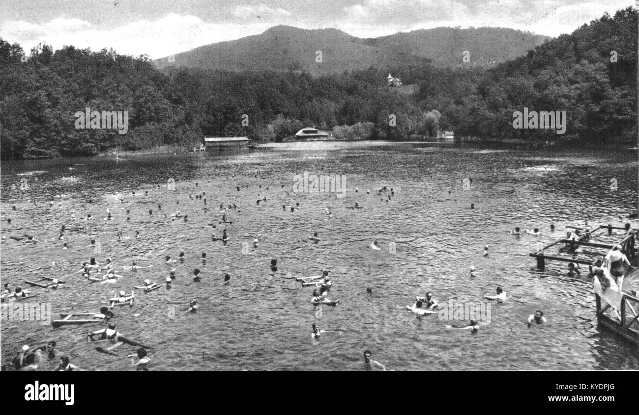A description of Szováta in Romania, featuring Bear Lake, renowned for ...