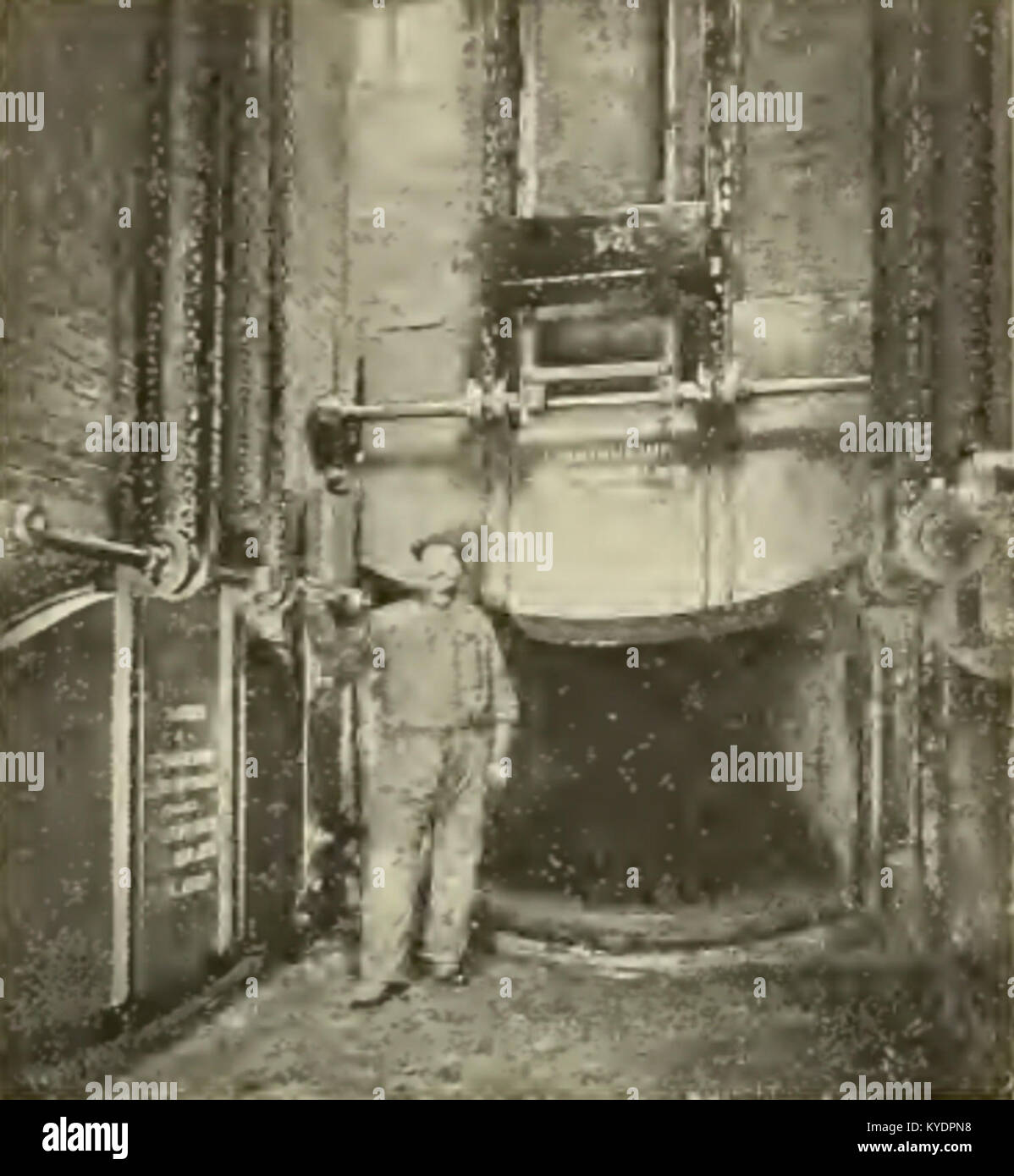 An engineering diagram detailing the mechanism of a slider at the ...