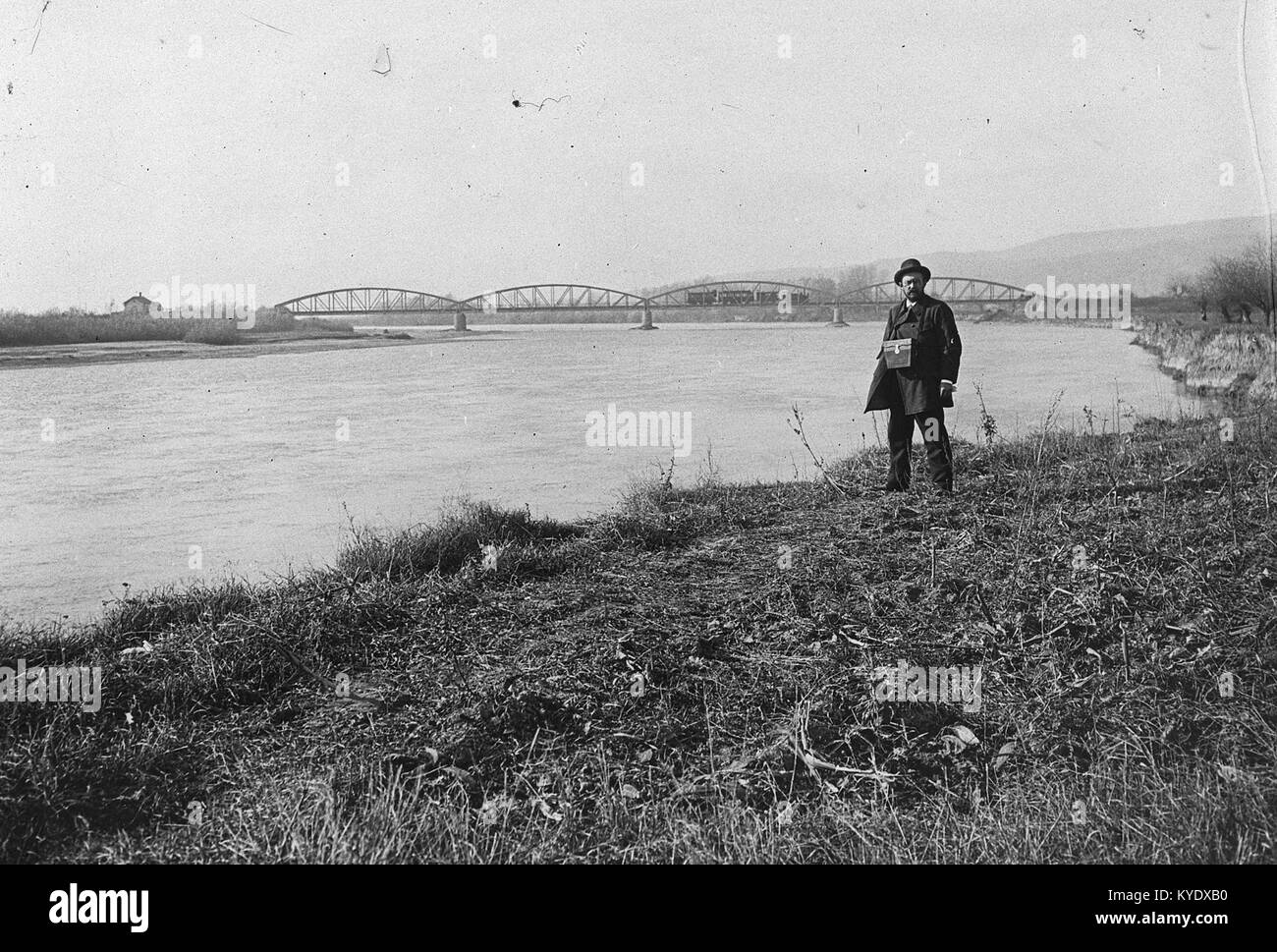 This photograph, titled 'Településkép készítése vasháza és Maroson ...