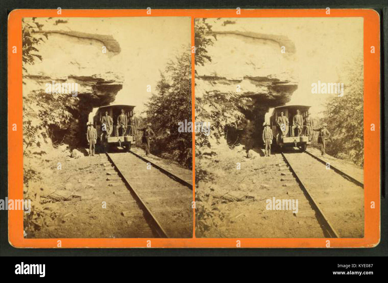 Trains 19th century painting hi-res stock photography and images - Alamy