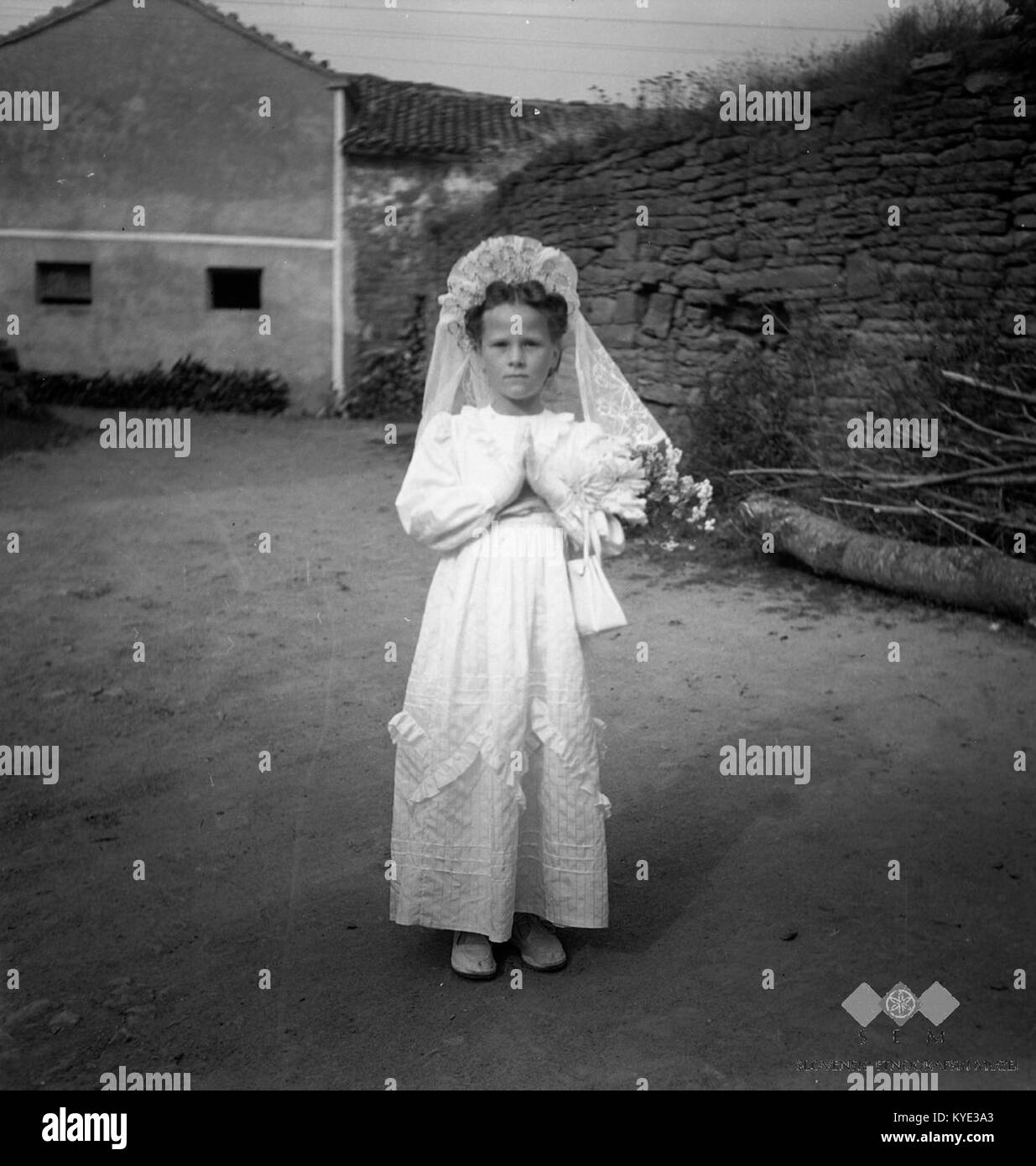 All holy communion Black and White Stock Photos & Images - Alamy