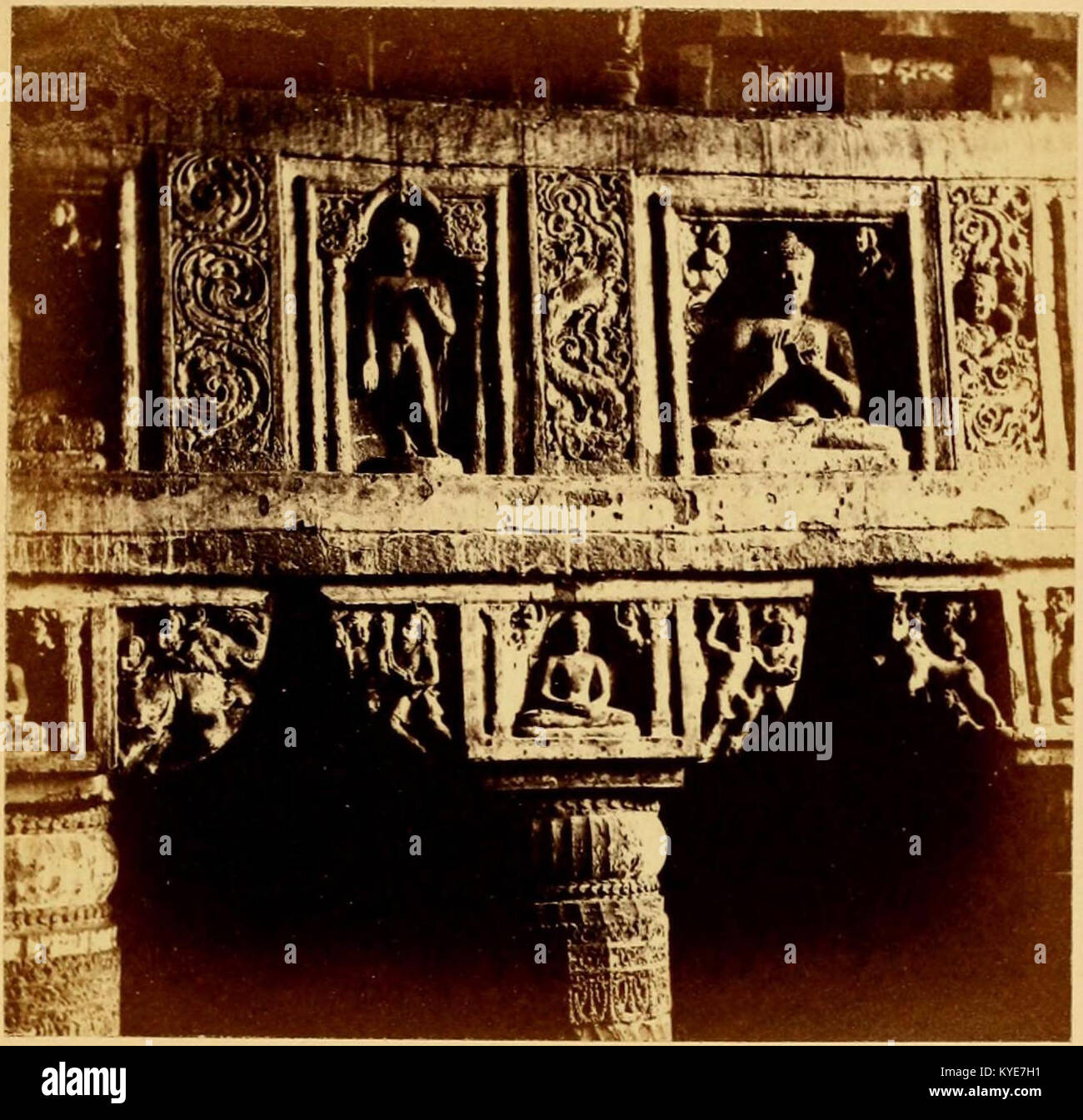 Triforium of Chaitya No. 19—Ajunta 4 Stock Photo - Alamy