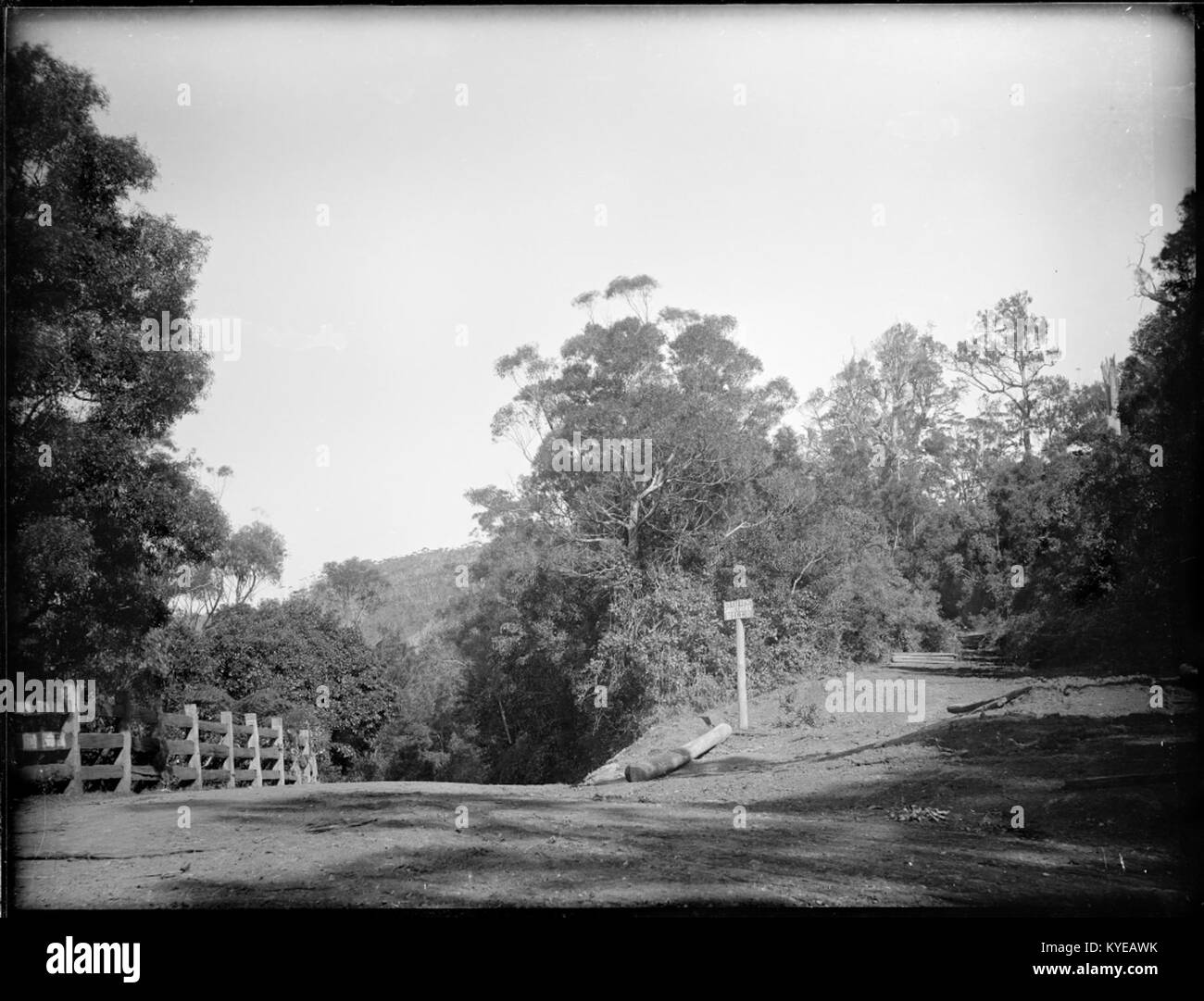 Unpaved pathway Black and White Stock Photos & Images - Alamy