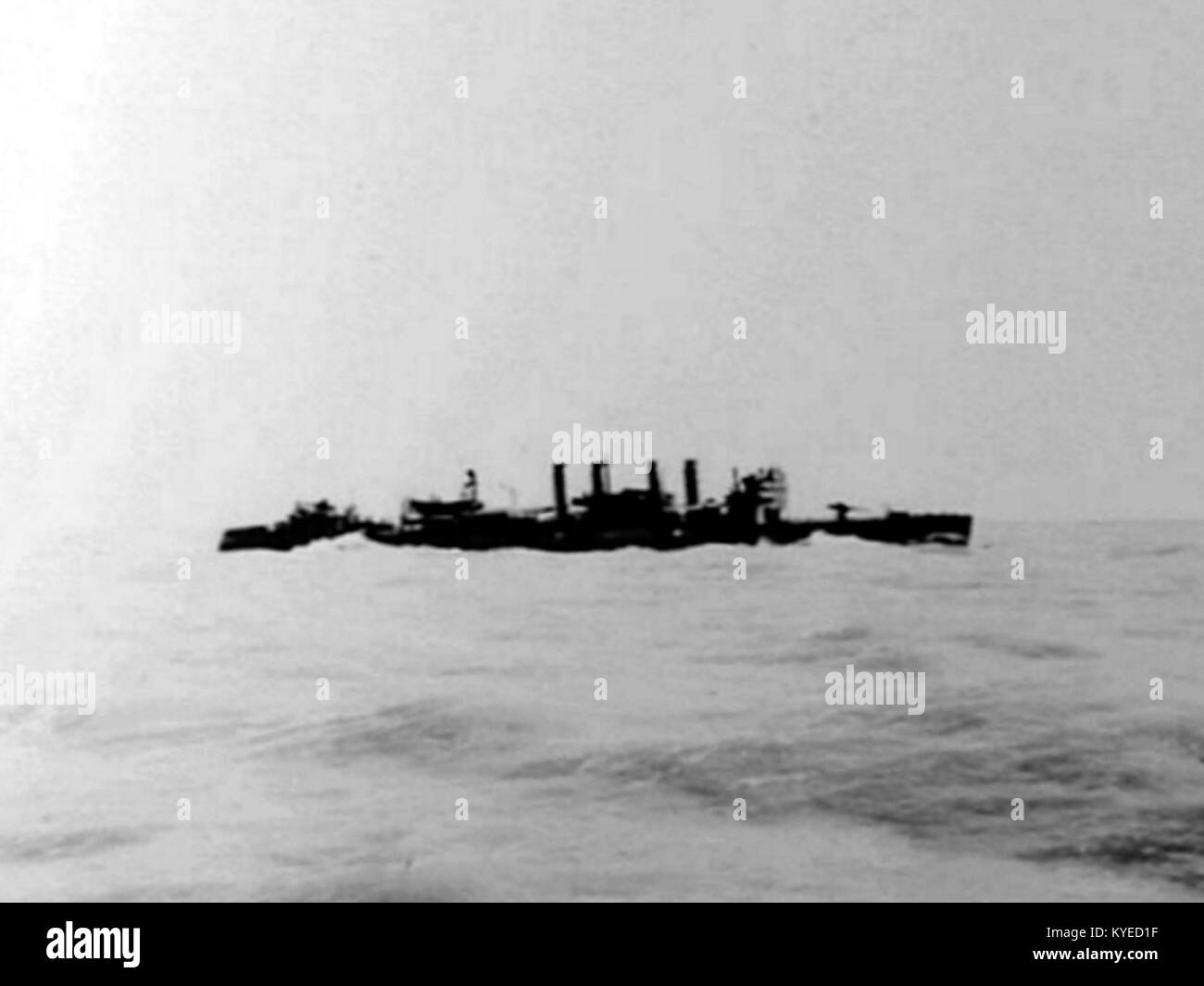 A 1942 photograph of the USS Peary (DD-226), a Clemson-class destroyer ...