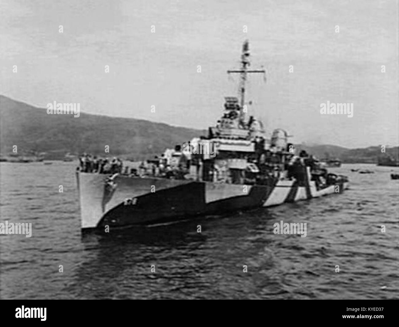 World war ii destroyer fletcher class hi-res stock photography and ...