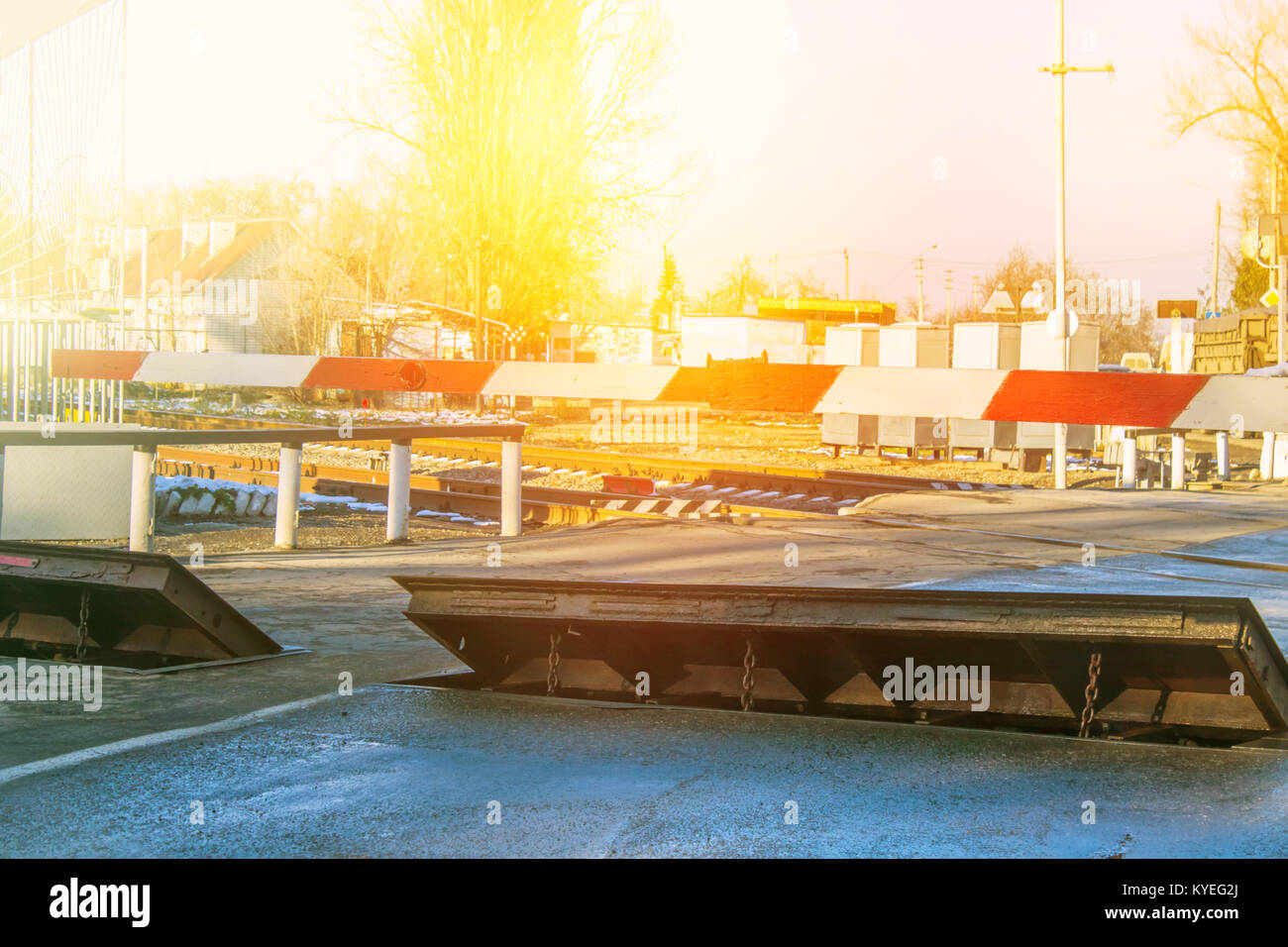 Moving barrier devices and barrier. A set of devices for automatic ...