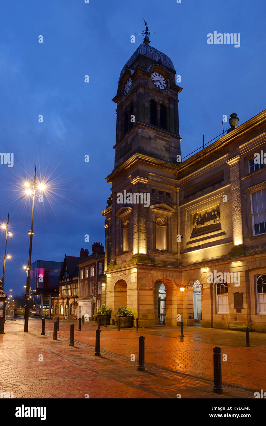 Derby guildhall theatre hi-res stock photography and images - Alamy